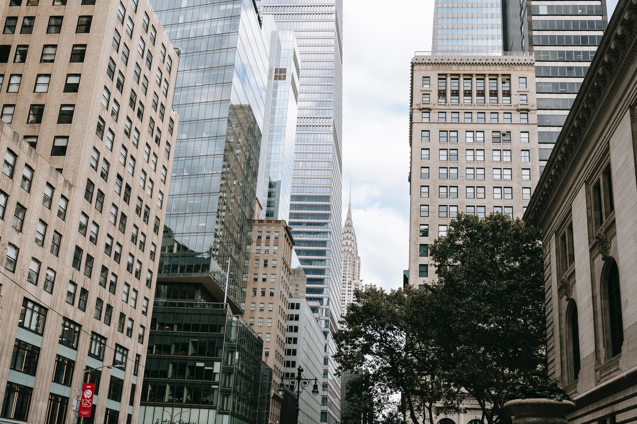 What Single Women Need to Know About Buying a Condo - Sandoff